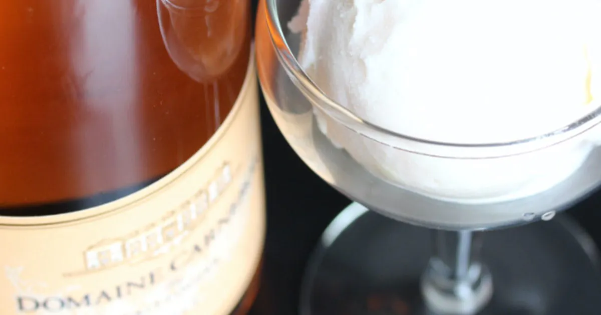 Domaine Carneros Rosè Boozy Ice Cream - 4 Pints by Humphry Slocombe Ice ...
