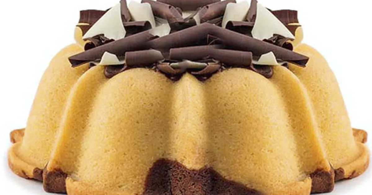 Dolce Vita Jane Pound Cake by Janie's Cakes | Goldbelly