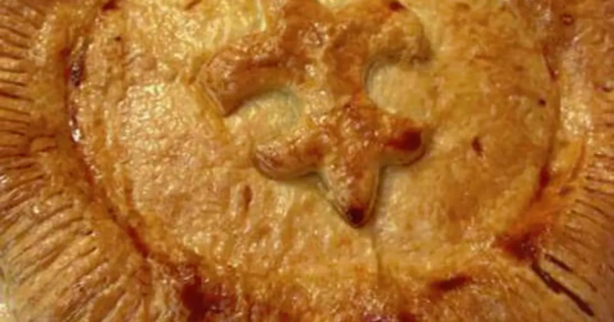 French King Cake by Maurice French Pastries | Goldbelly