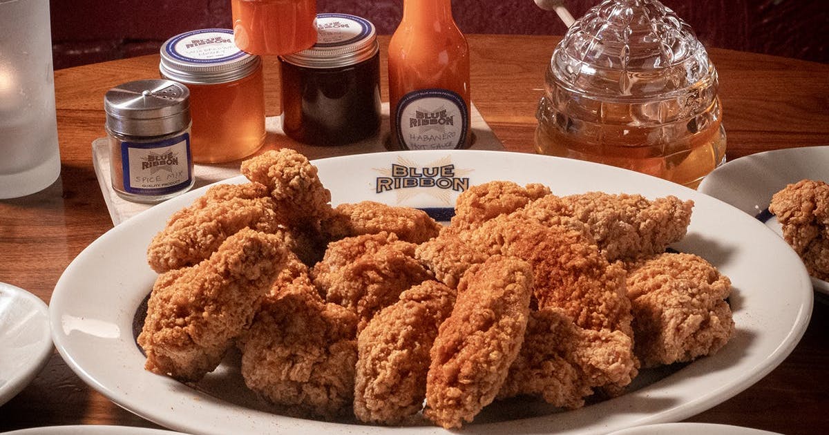 "Wing It Up!" Jumbo Fried Chicken Wings - 24 Pack by Blue Ribbon ...