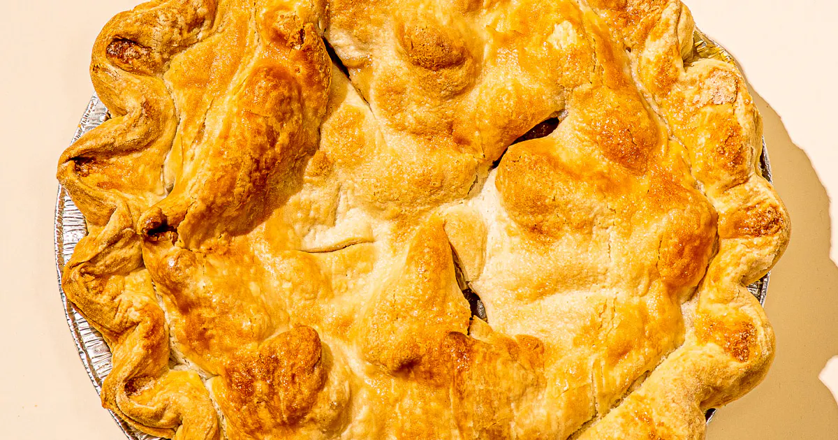 Maine Apple Pie by Two Fat Cats Bakery | Goldbelly