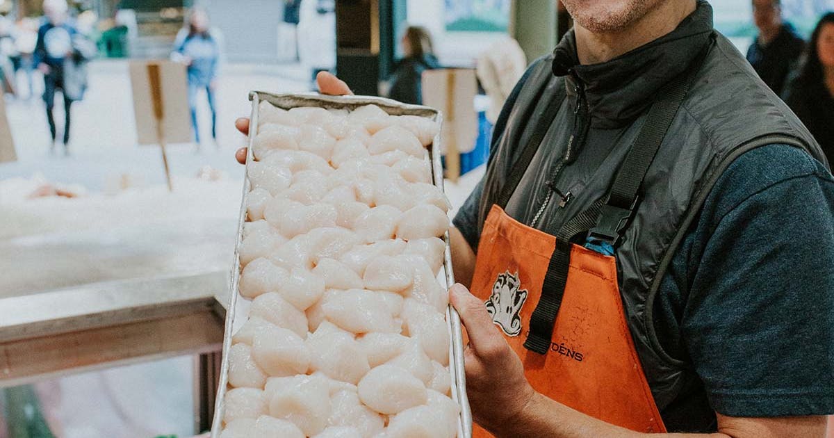 Scallops - Alaska, Weathervane, Wild, 1.25 lbs by Pike Place Fish ...