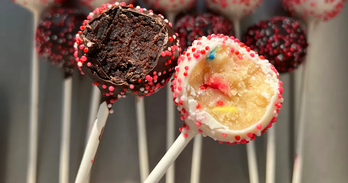 Valentine's Day Cake Pops by Mini Melanie | Goldbelly