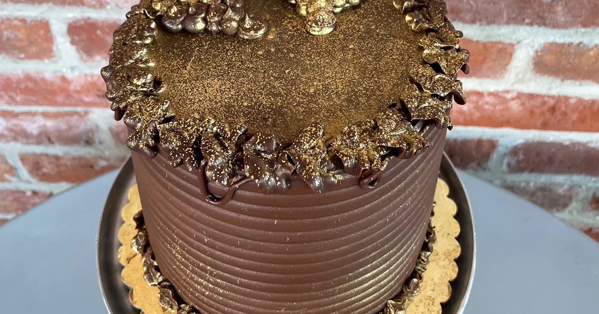 Fudge Bar Cake by Sweetie Pies Bakery | Goldbelly