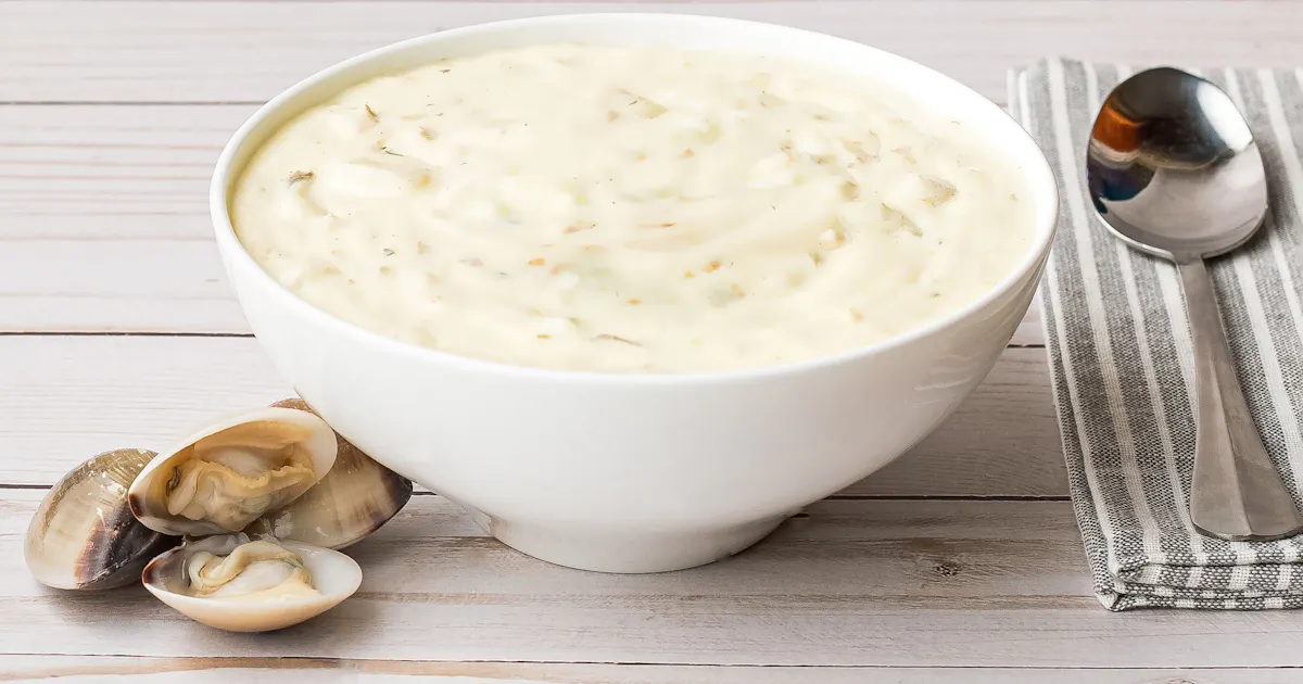 Award Winning Clam Chowder - 4 Quarts by Splash Cafe | Goldbelly