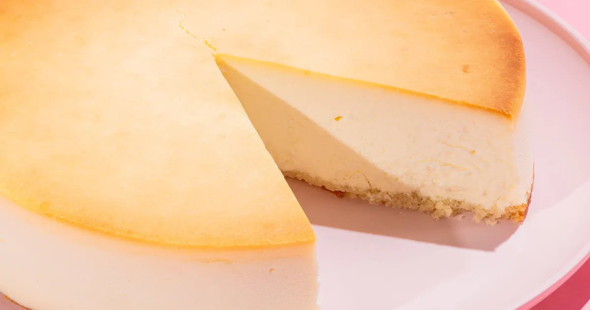 Junior's Original Cheesecake - 10" by Junior's Cheesecake | Goldbelly