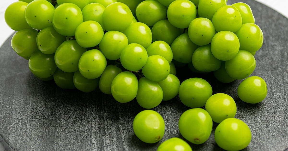 "K-Grapes" Shine Muscat Grapes by Melissa's Produce | Goldbelly