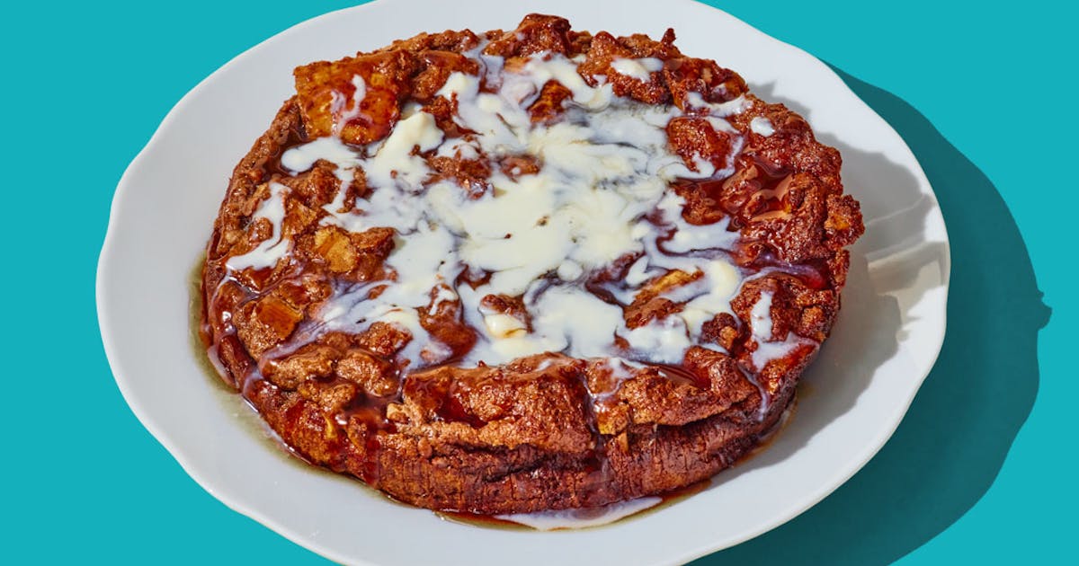 Pecan Praline Swirl Bread Pudding by Commander's Palace | Goldbelly