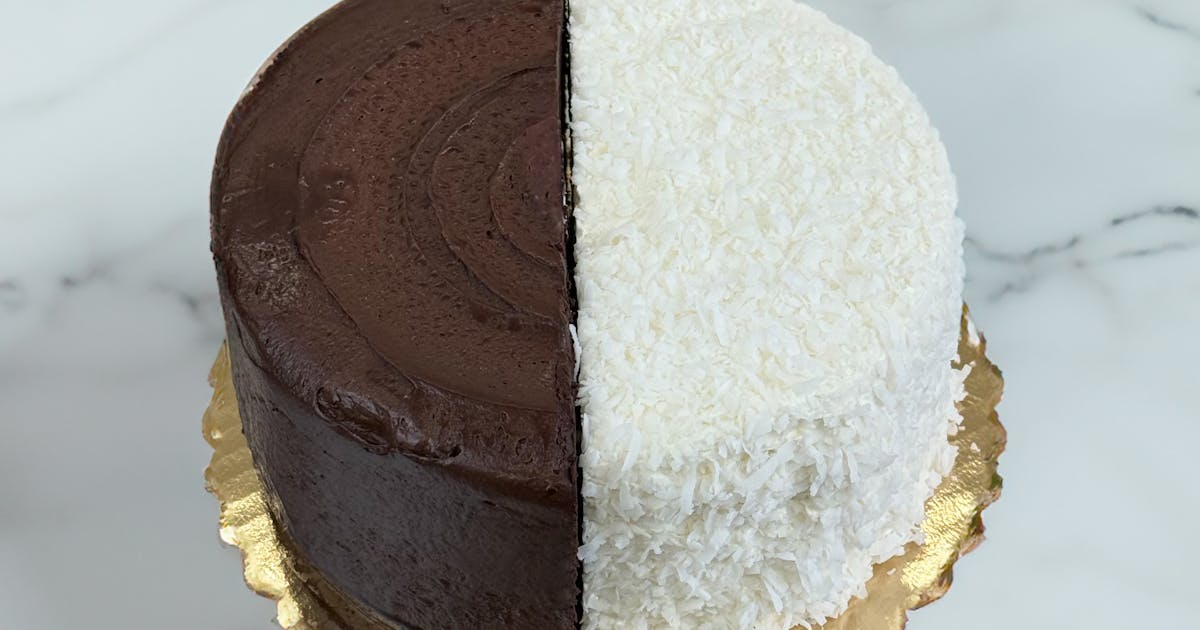 Cake Sampler - Choose Your Own by Daisy Cakes | Goldbelly