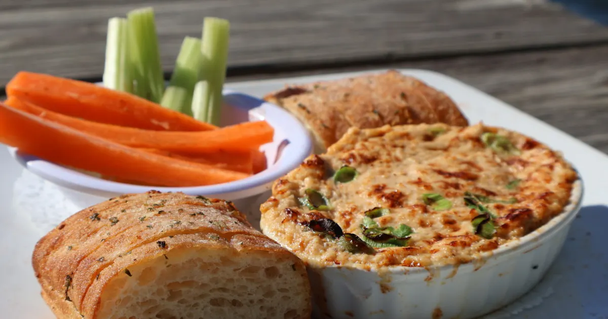 Maryland Crab Dip + Ciabatta Bread for 2 by Harris Crab House | Goldbelly
