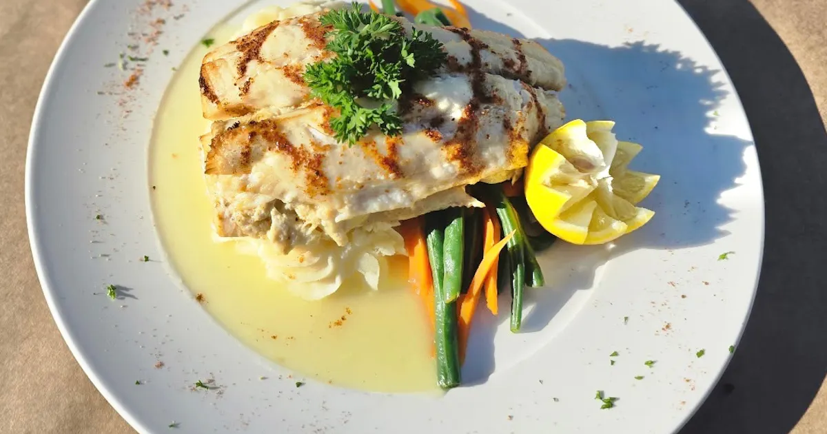 Crab-Stuffed Flounder Fillets by Harris Crab House | Goldbelly