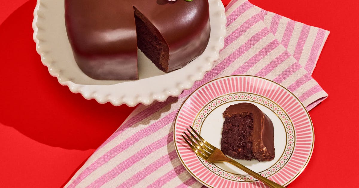 Chocolate Heart Scharffen Berger Cake by Miette Patisserie | Goldbelly