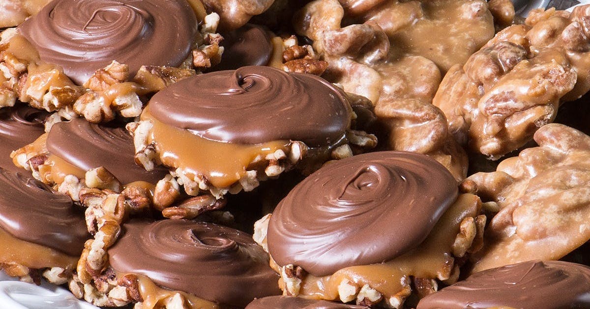 Praline & Gopher Duo - Gift Box of 12 by Savannah's Candy Kitchen ...