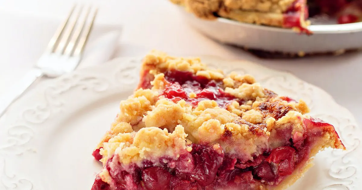 Grand Traverse Cherry Crumb Pie by Grand Traverse Pie Company | Goldbelly