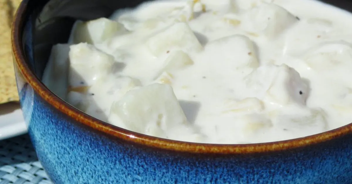 Clam Chowder - 16oz by Angelina's Crab Cakes | Goldbelly