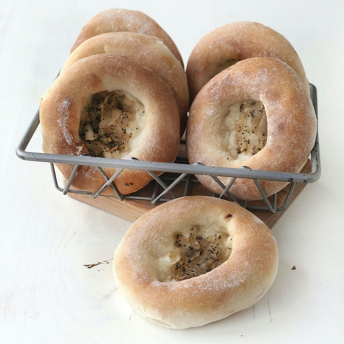 Half Dozen Bialys by Russ & Daughters | Goldbelly