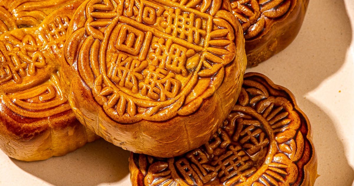 Kee Wah Assorted Mooncake Gift Box - 4 Pack by Kee Wah Bakery | Goldbelly