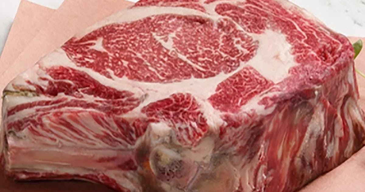 Northwest Beef USDA Prime Tomahawk Steak by Snake River Farms | Goldbelly