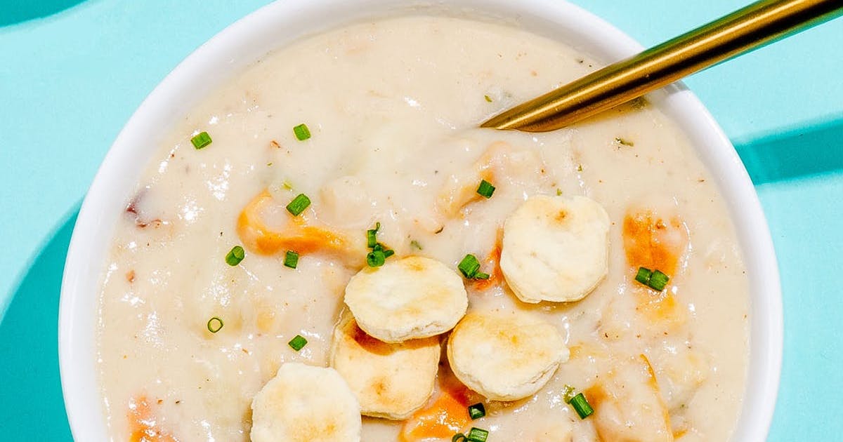 Clam Chowder - 2 Qts. by McLoons Lobster Shack | Goldbelly